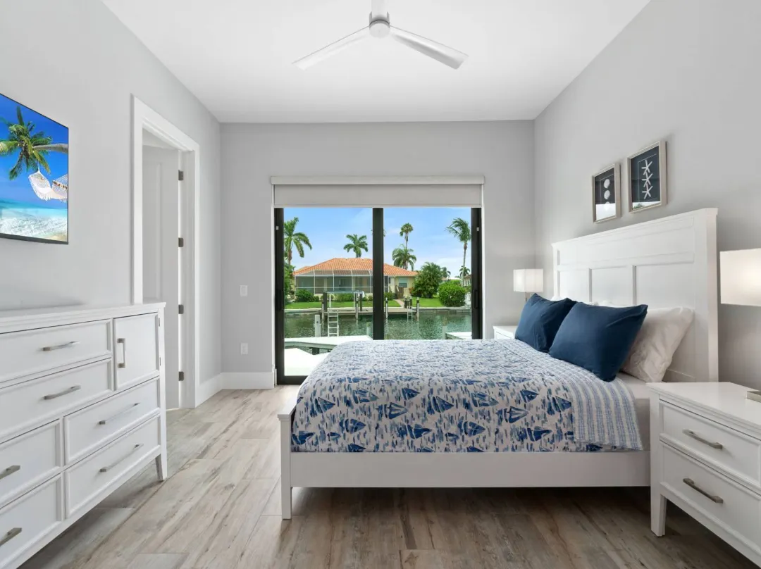 Stunning Wide-water Views And Heated Pool - Exquisite Canal Retreat - Marco Island, FL