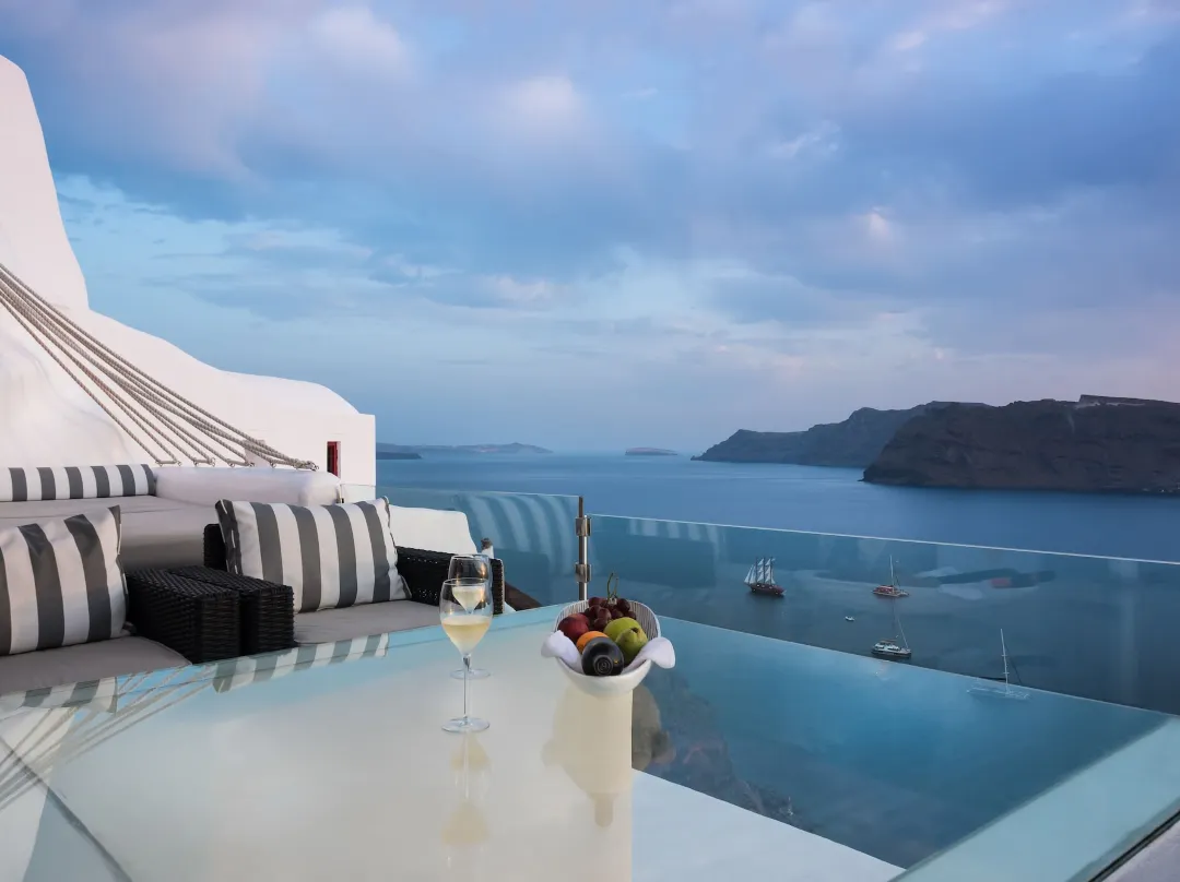 Hyperion Oia Suites - Oia