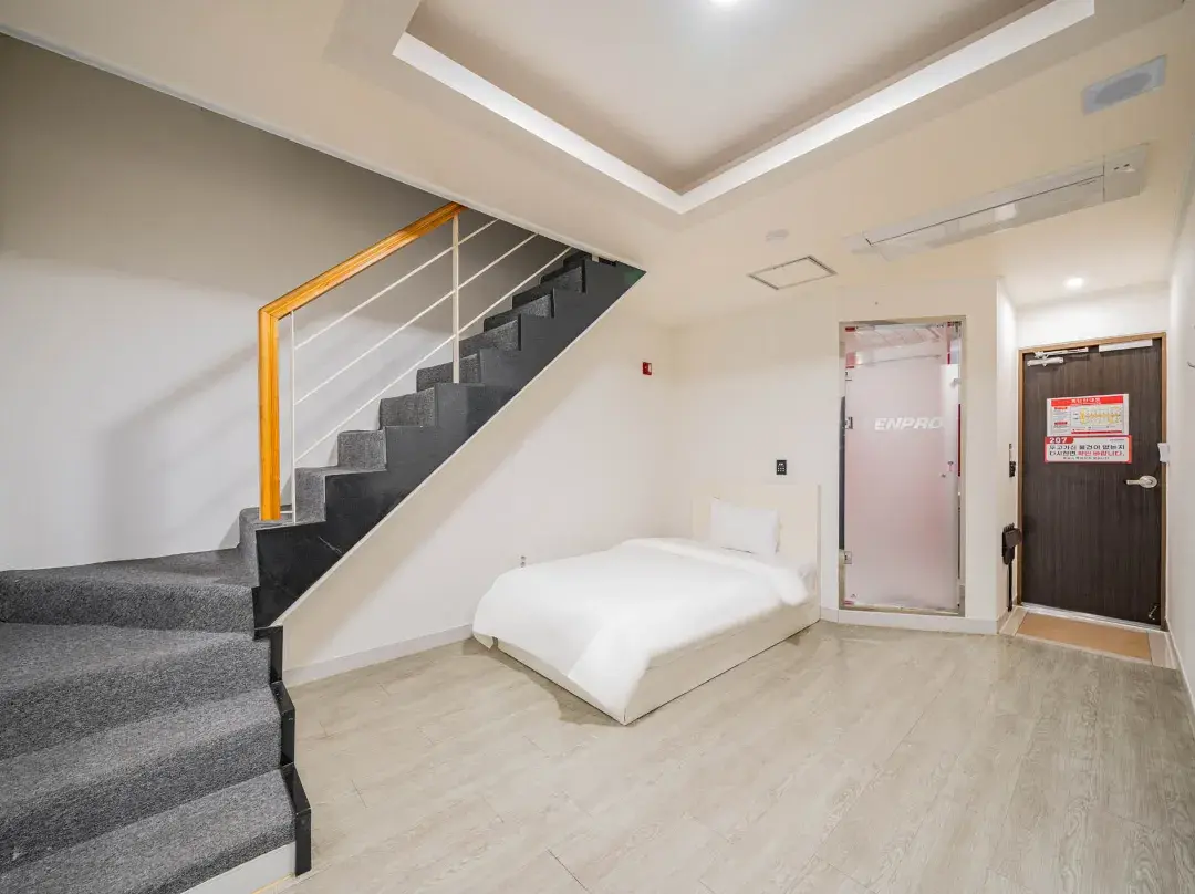Wanju Ten Pro Drive-in Self Check-in Motel - 전주시