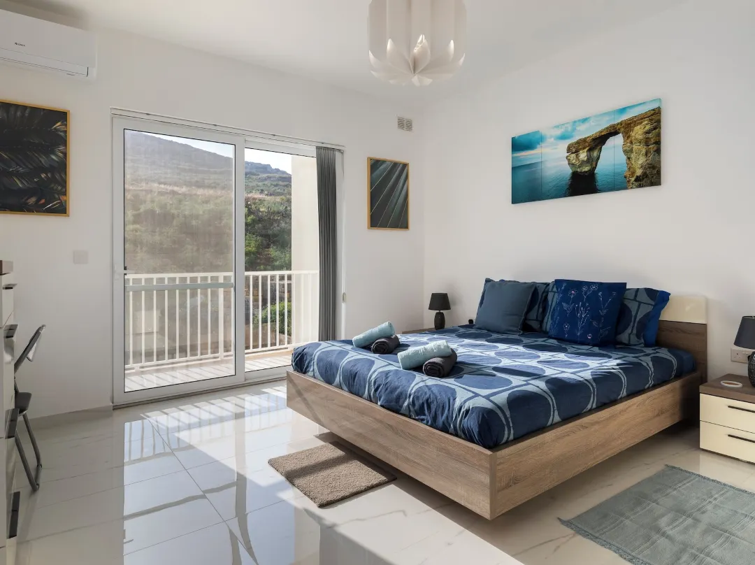 3br Country Retreat With Large Terrace - Malte