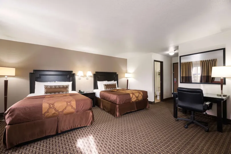 Econo Lodge Inn & Suites Williams - Grand Canyon Area Reviews: 101 ...