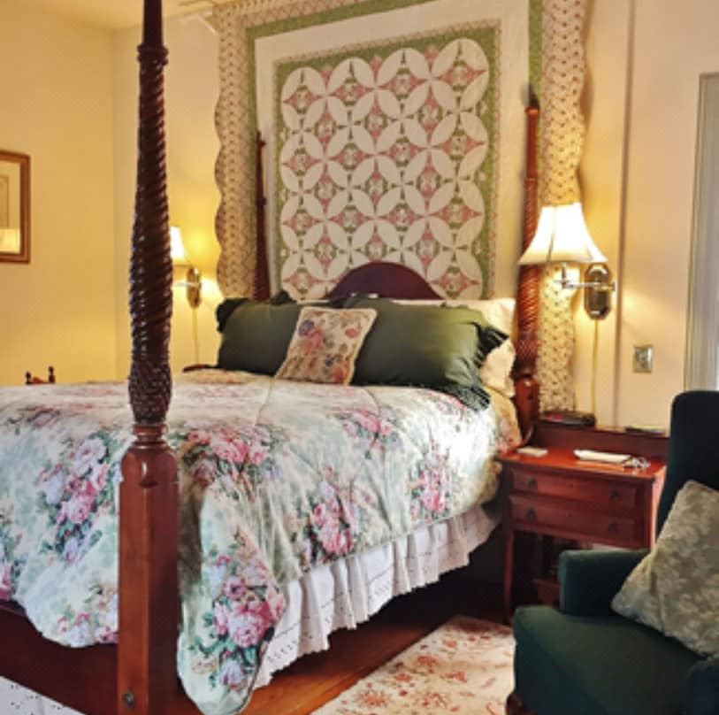 Inn At The Canal Bed & Breakfast - Newark, DE