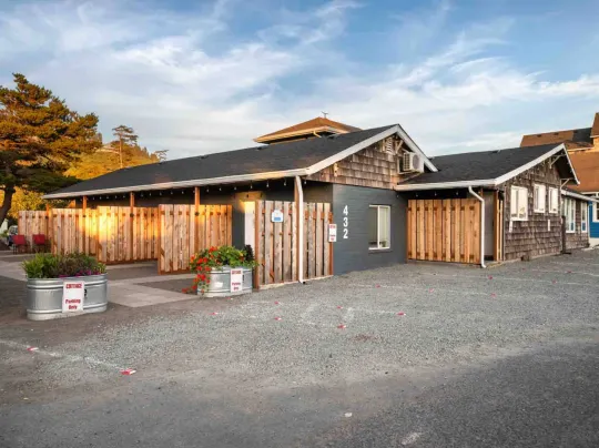 Beachfront Access And Kitchenette - Cozy Coastal Cottages - Rockaway Beach, OR