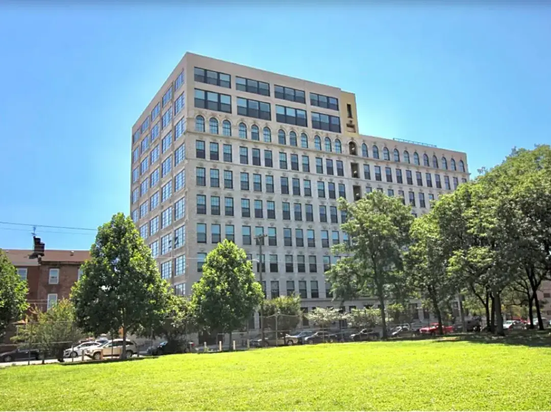 Rooftop Pool And Chic Amenities - Stylish Urban Sanctuary - Camden