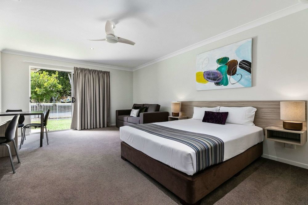 Econo Lodge Beachside - Mackay