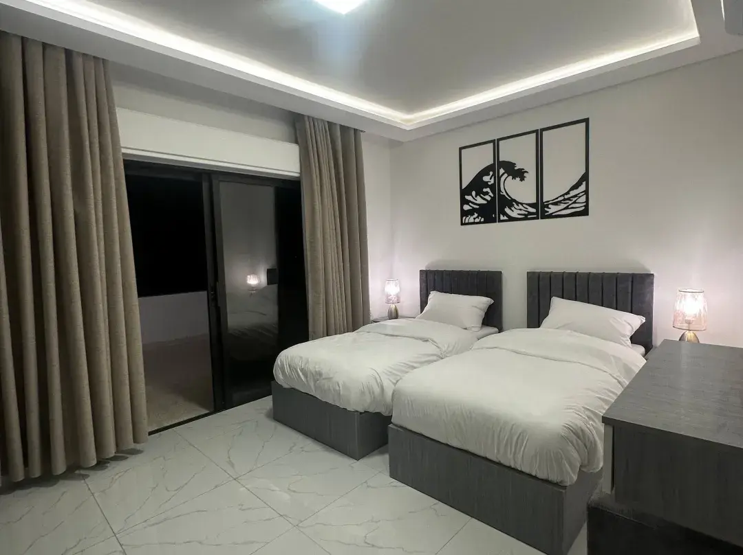 Cozy Rooftop Near Al Services 23 - Amã