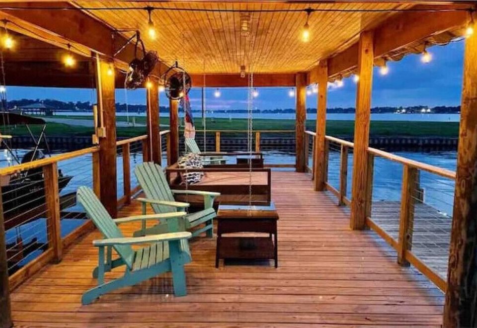 Sky View on False River Sunset LSU 45 Minutes Away - 2026 Prices and ...