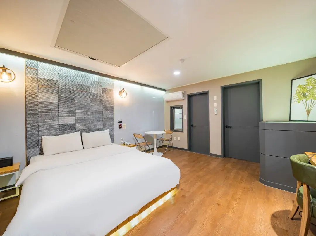 Gyeongsan Top Motel - Daegu