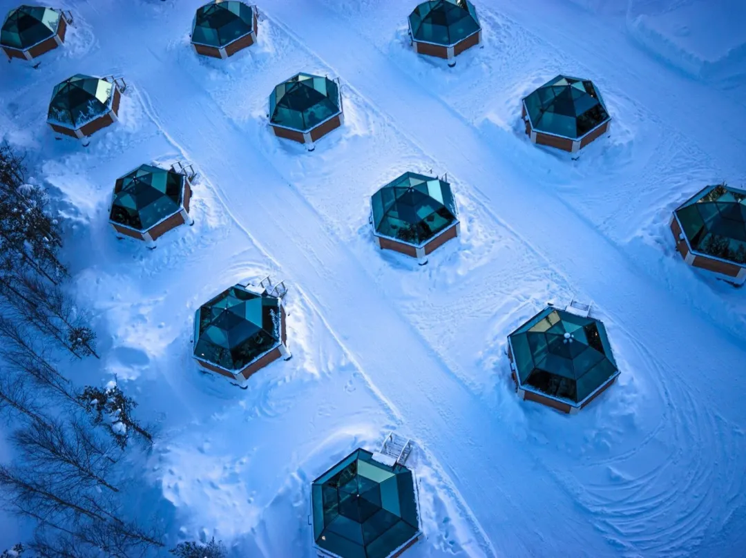 Arctic Snowhotel & Glass Igloos - Rovaniemi