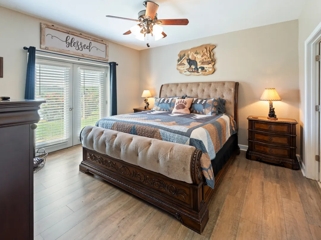 Scenic Views And Resort Pool Access - Charming Mountain Retreat - Pigeon Forge