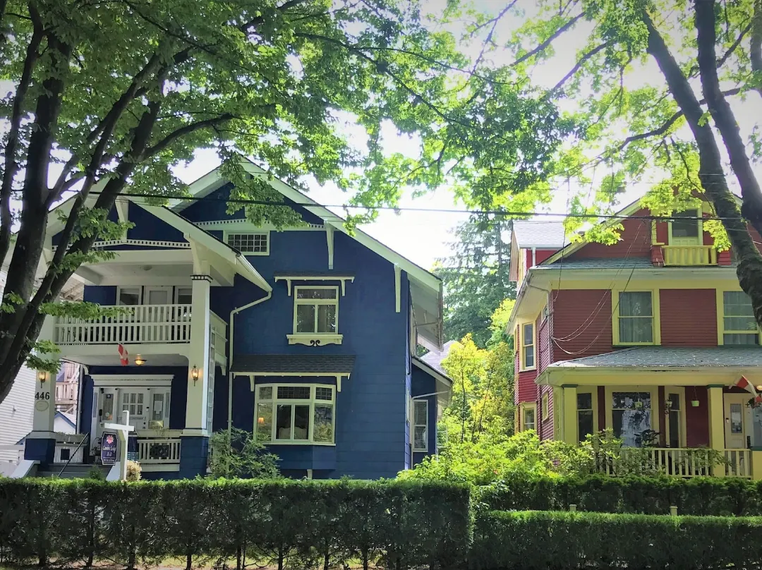 Douglas Guest House - Vancouver