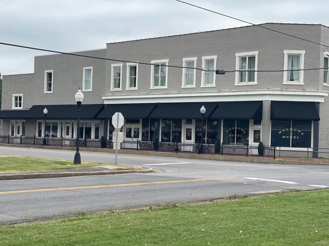 Meadows Hotel - Union City, TN