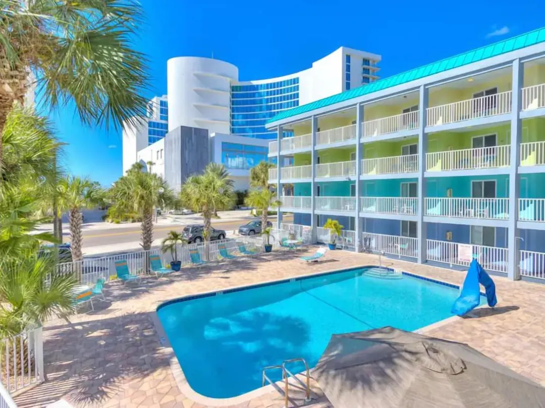 Pelican Pointe - Clearwater Beach, FL
