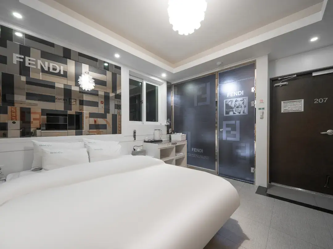 Sacheon Hotel Bada - 사천시