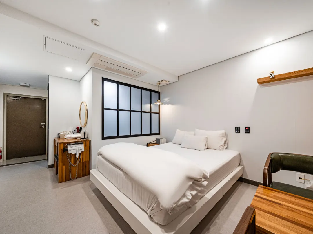Daegu Dongseongro Eos Hotel - Daegu