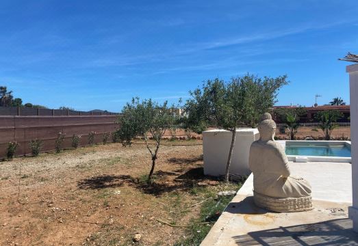 Villa Maria: Relax, 3 km Bossa Beach, spacious rooms, wifi, pool, Sant ...