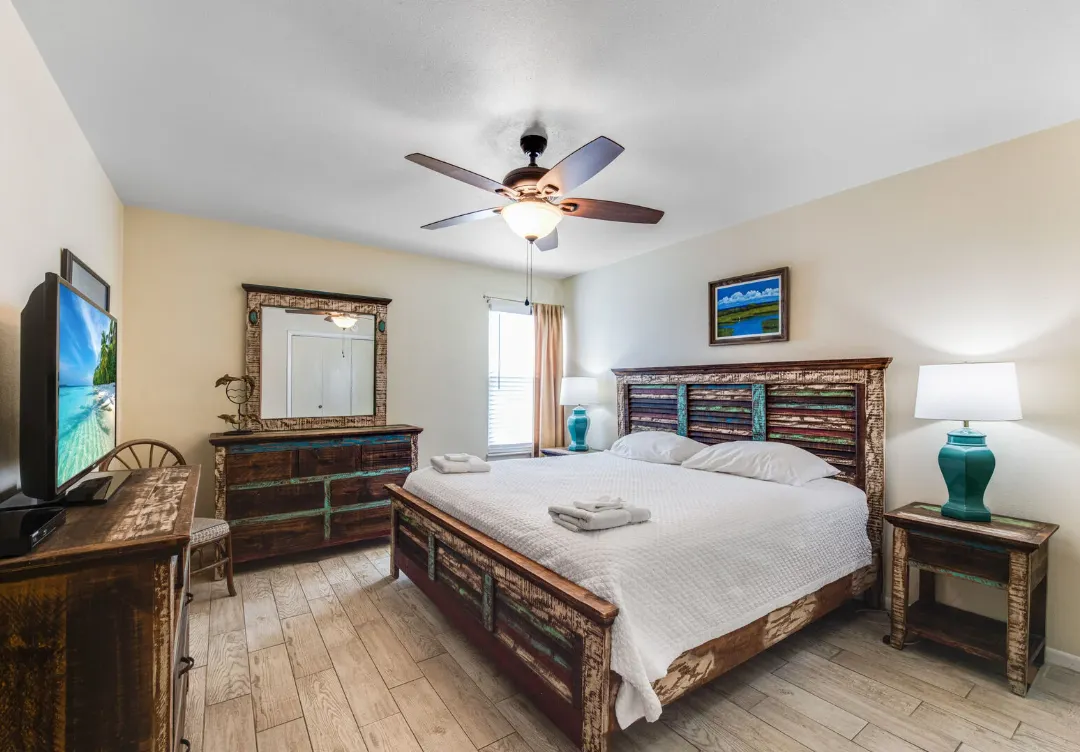 Beach Access Across The Street, Shared Heated Pool - Corpus Christi