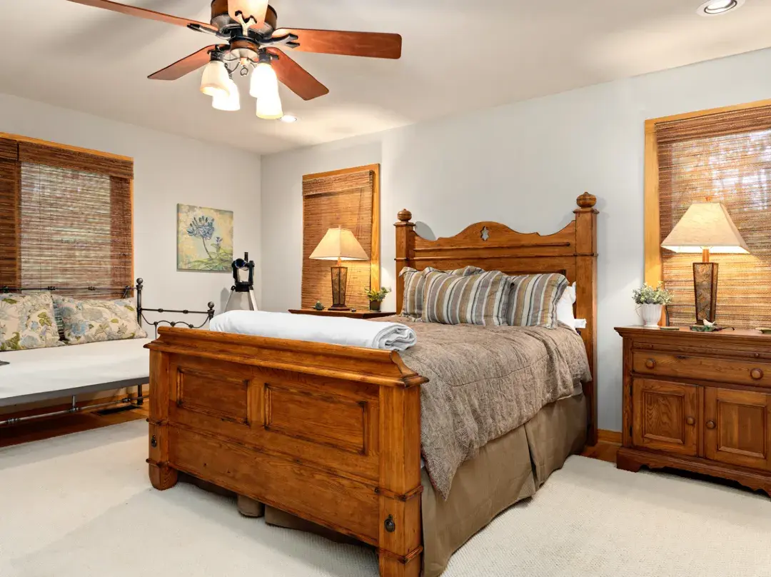 Captivating Outdoor Seating And Grill - Charming Mountain Retreat - Wintergreen Resort, VA