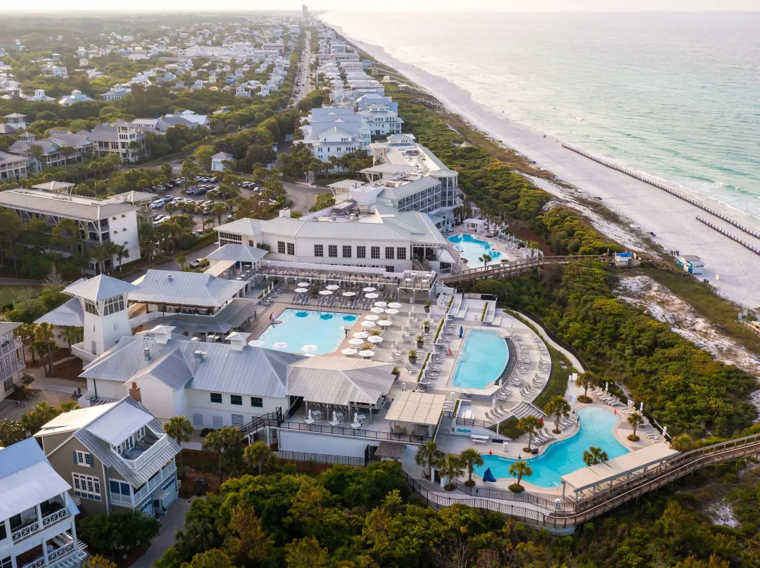 Tranquil Outdoor Spaces And Gourmet Kitchen - Elegant Family Retreat - Seaside, FL