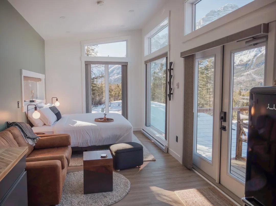 Skyridge Glamping - Alberta