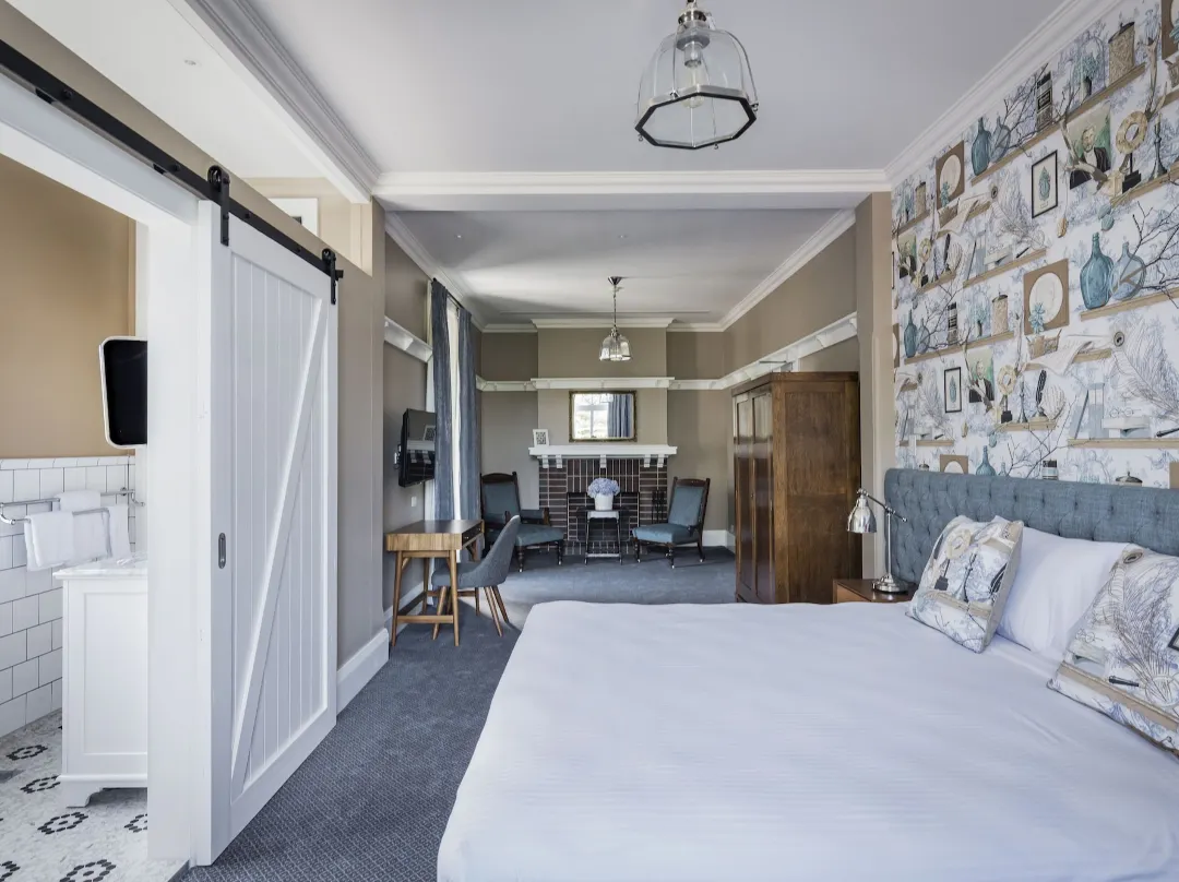The North Sydney Hotel - Crows Nest