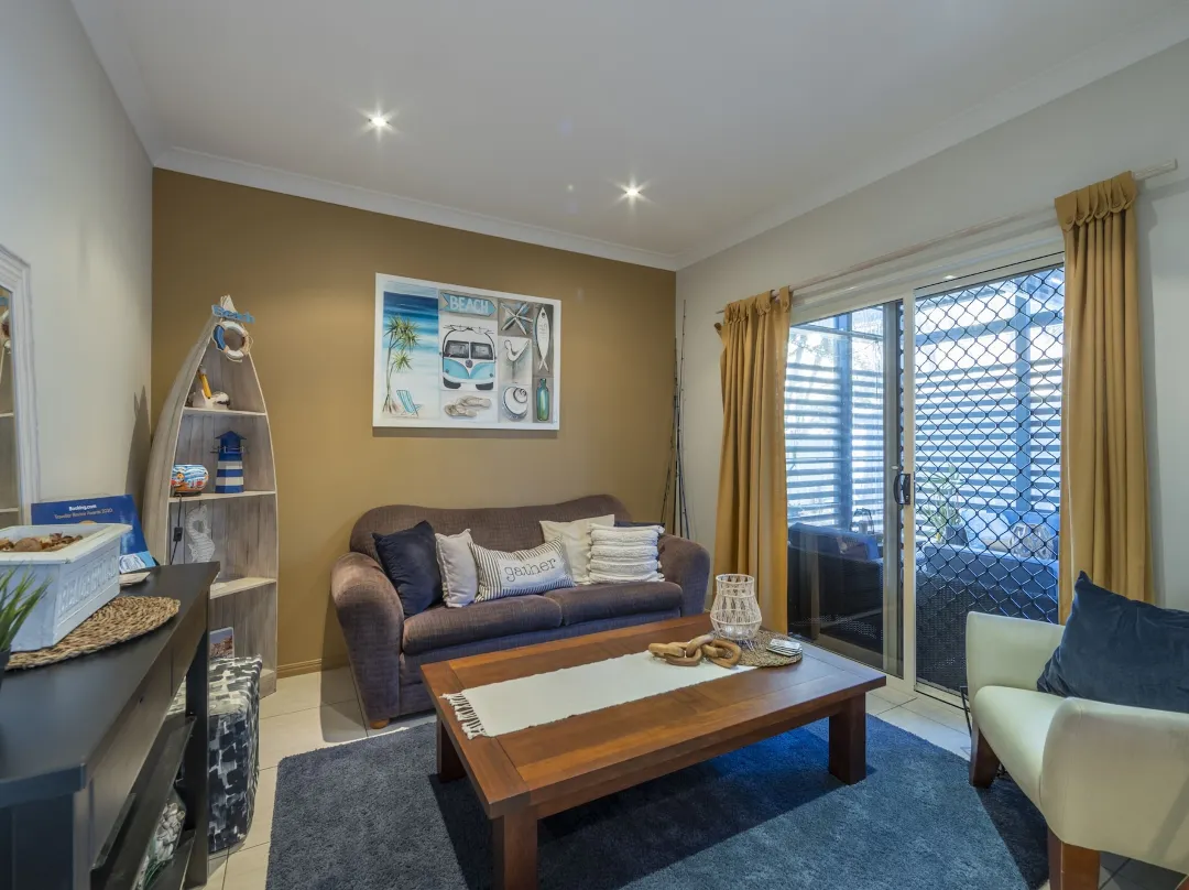 Beachhouse Bed And Breakfast - Brisbane