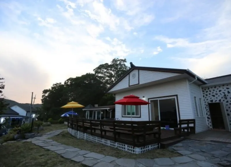Taean Sogeunjinsong Pension - 인천광역시