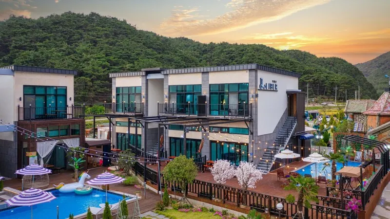 Gyeongju Liber Poolvilla - Gyeongju-si