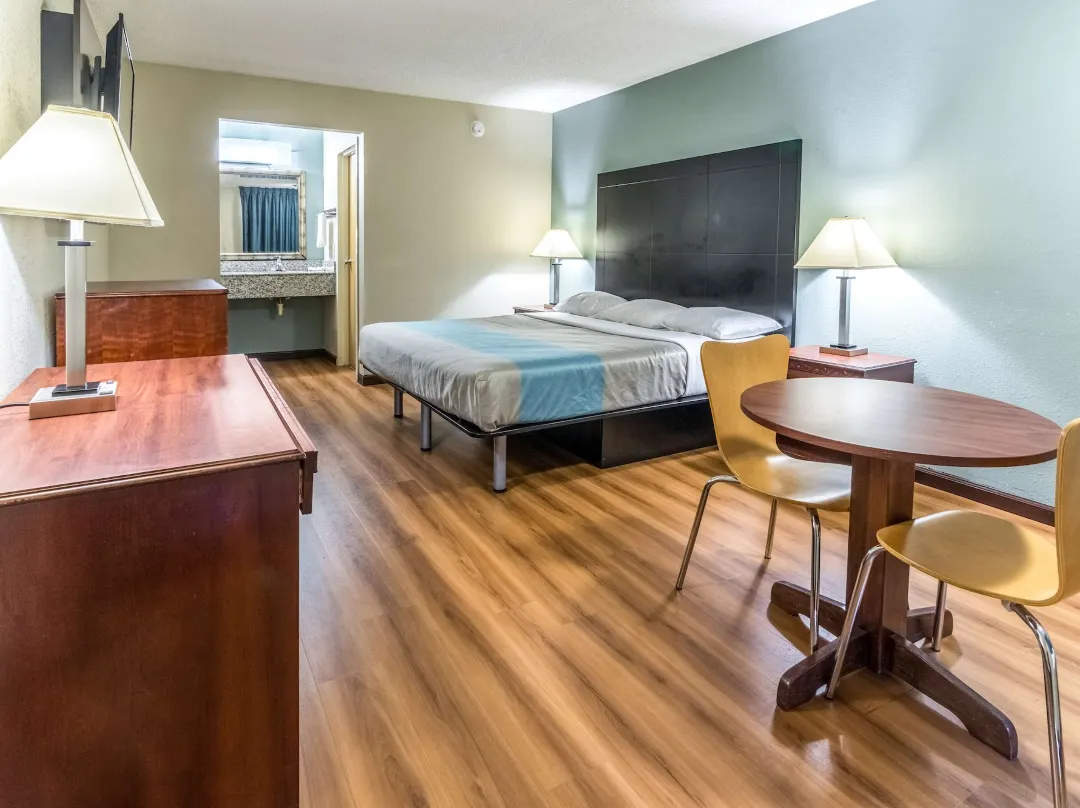 Motel 6 Kenly, Nc - 北卡羅來納