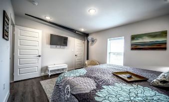 Rachel's Rooftop is a Gorgeous Newly Built Condo with Views of the ...