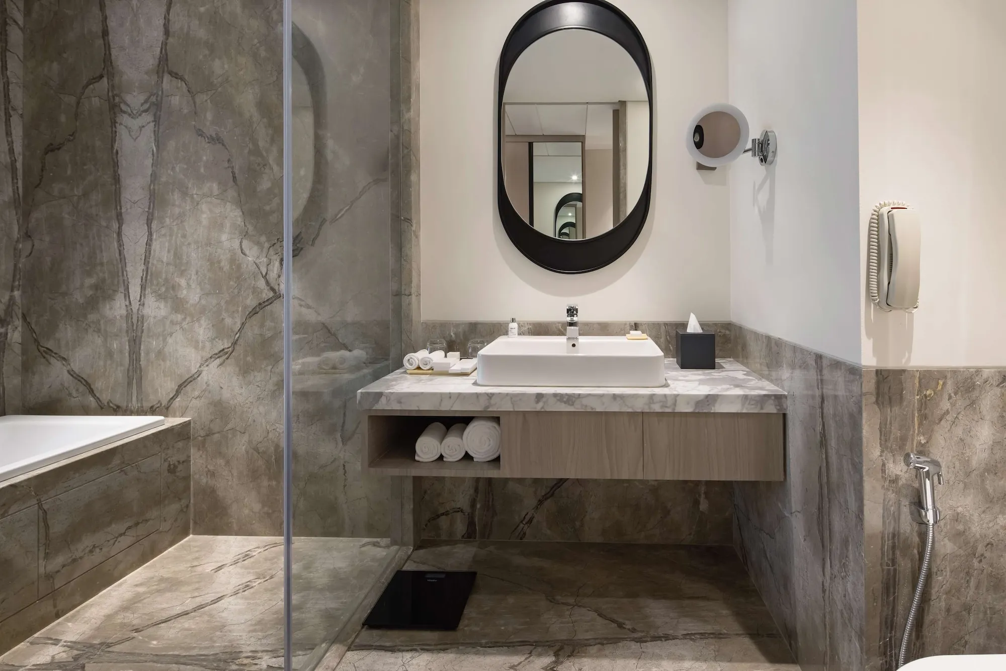 Radisson Blu Mumbai International Airport - Check 78 Photos | Trip.com