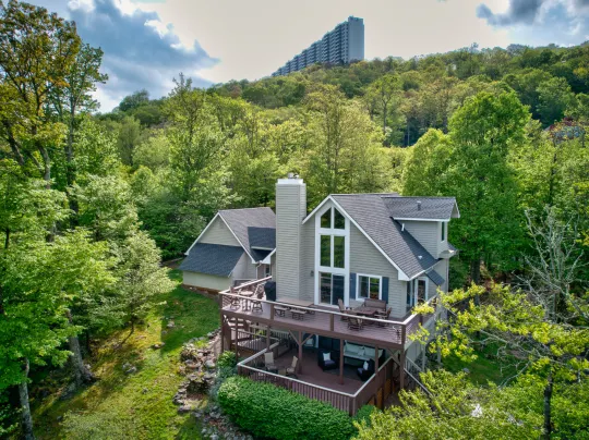 Gorgeous Views And Inviting Sauna - Stunning Mountain Escape - Sugar Mountain, NC
