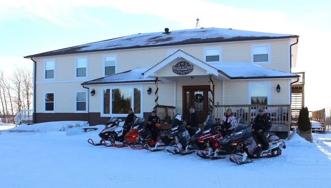 Honeycomb Bed & Breakfast - Manitoba