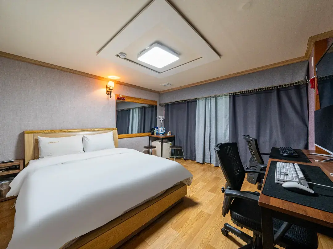 Daejeon Wolpyeong Honey - Daejeon