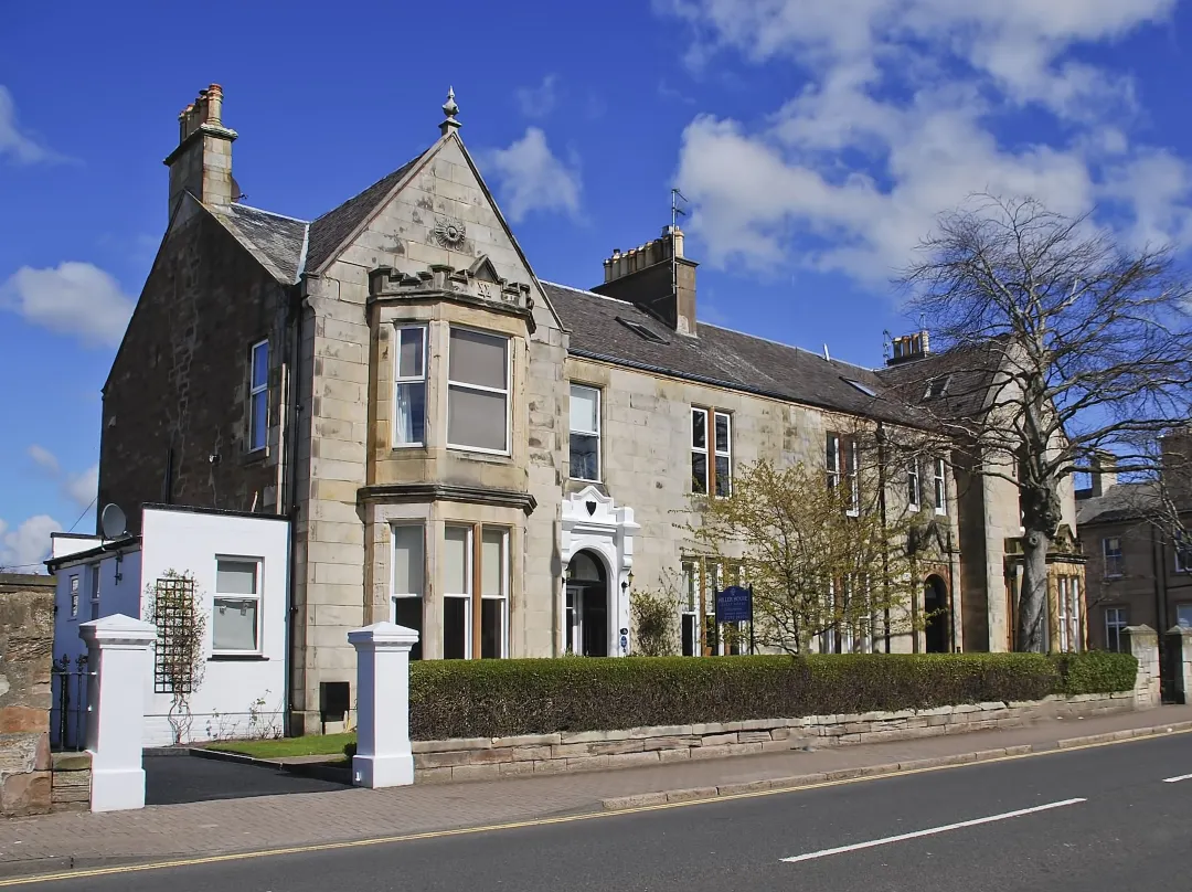 Miller House Courtyard - Ayr