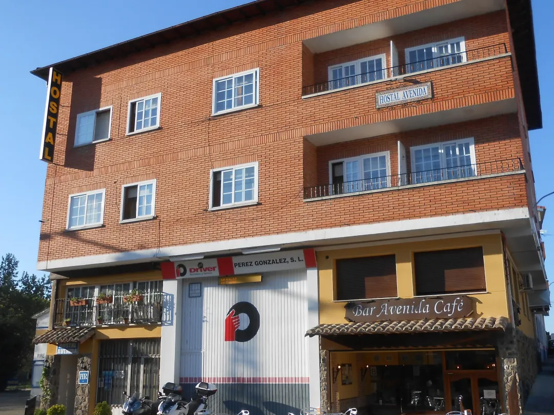 Hostal Avenida - Arenas de San Pedro