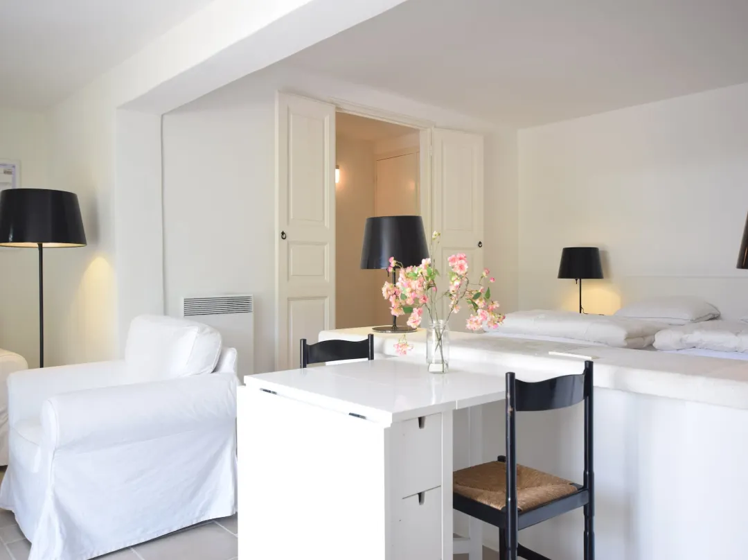 Modern Terrace Stay Montbrun - Montbrun-les-Bains
