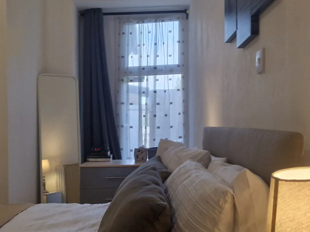 Spacious 1 Br Lincoln City Centre & Amenities, Free Parking - Lincoln