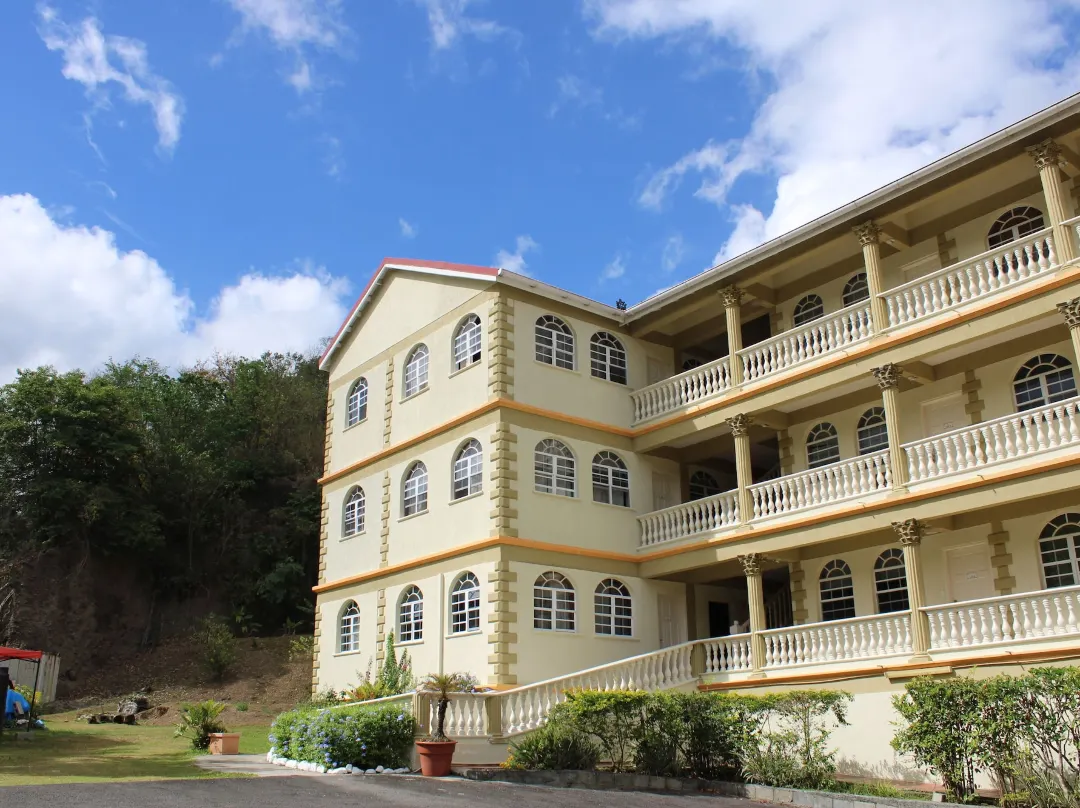 Rejens Hotel - Dominique