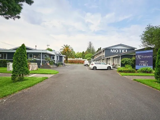 Roselands Motel -