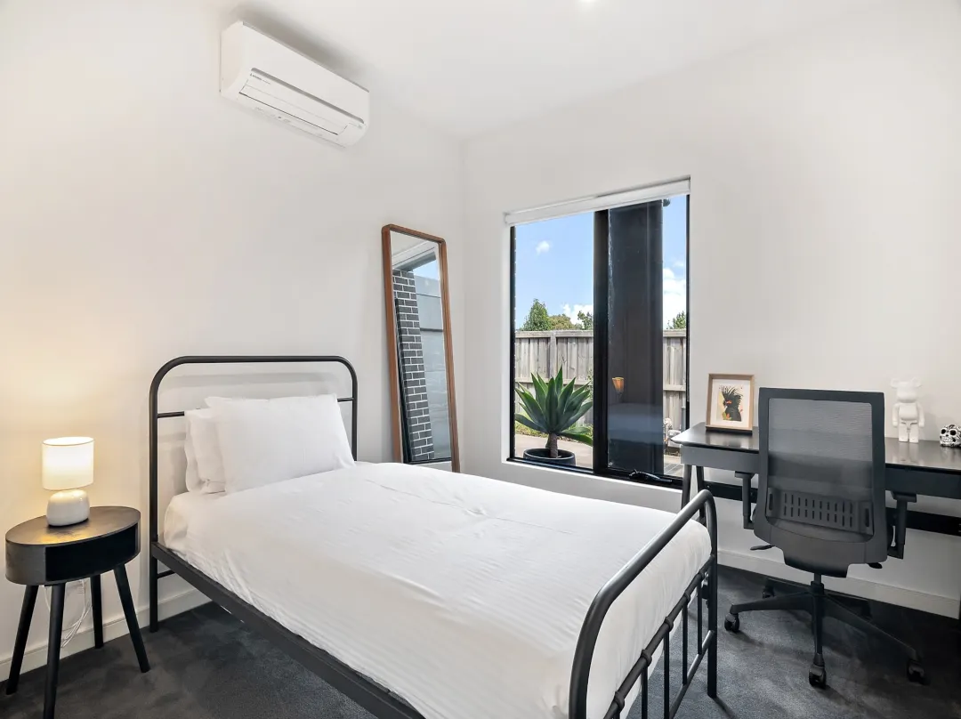 Bright 2-bed Glenroy Home With Courtyard - Moreland City