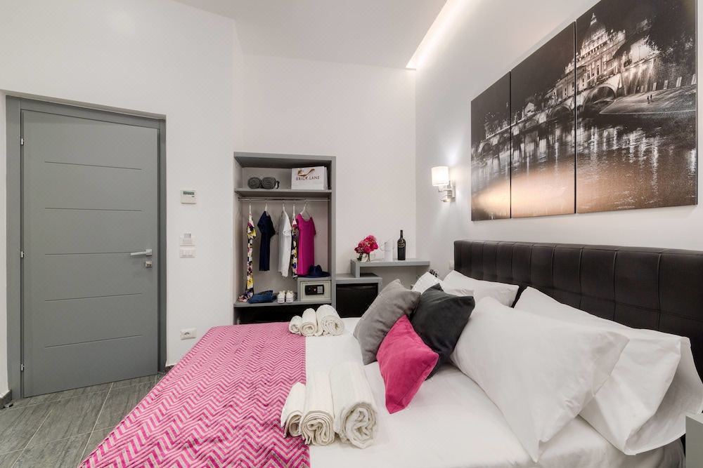 Room 91-s. Peter - Vatican City