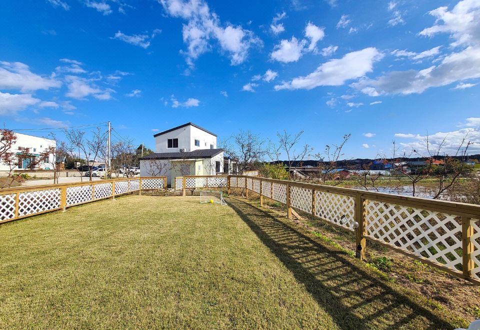 Gangneung Stayan Poolvilla, Gangneung-si - 2025 Latest Prices & Deals ...