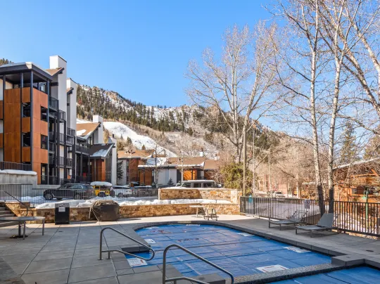 Heated Pool And Stunning Views - Stylish Retreat - Aspen, CO