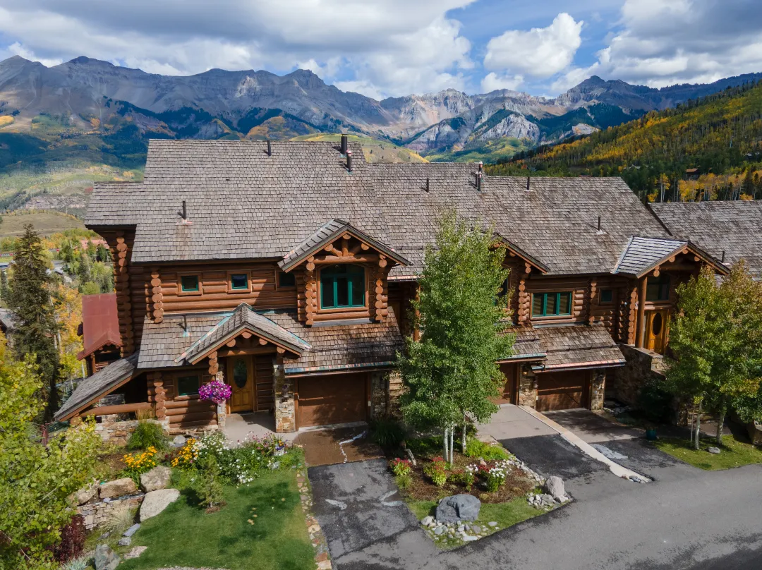 Magnificent Balcony Views And Private Hot Tub - Elegant Mountain Haven - Silverton, CO