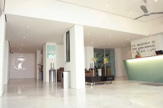 Hoteles Seven Crown - La Paz