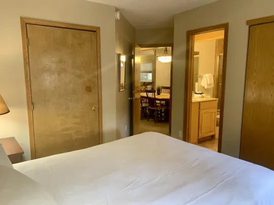 Cozy Ambiance And Modern Amenities - Charming Retreat - Breckenridge, CO