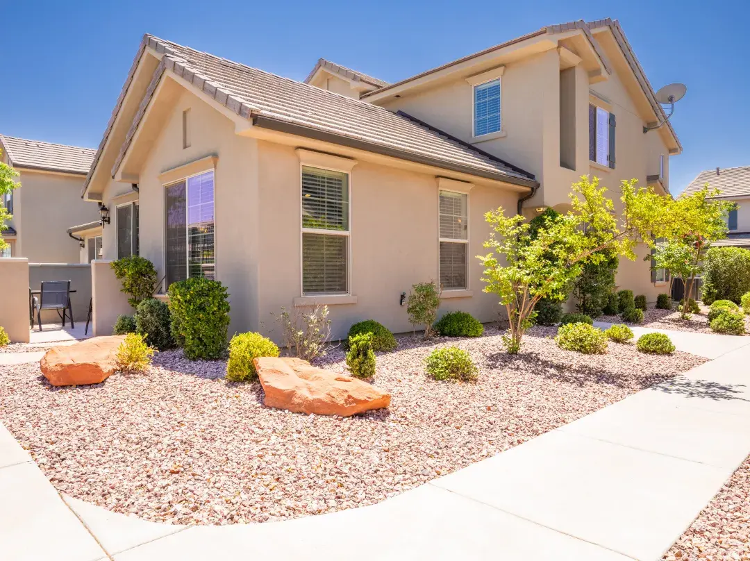 Master Suites With Luxurious Amenities - Stunning Poolside Retreat - St. George