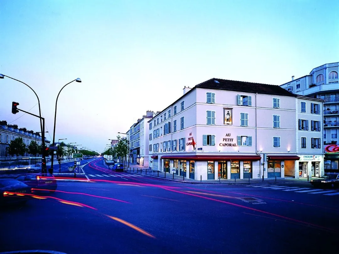 Hôtel Au Petit Caporal - Val-de-Marne