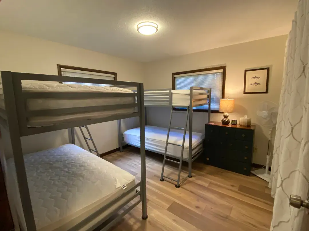 Direct Access To Lakes And Year-round Fun - Charming Waterfront Escape - Caberfae Peaks, MI